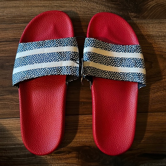 GAP | Shoes | Nwt Gap Pool Slides | Poshmark